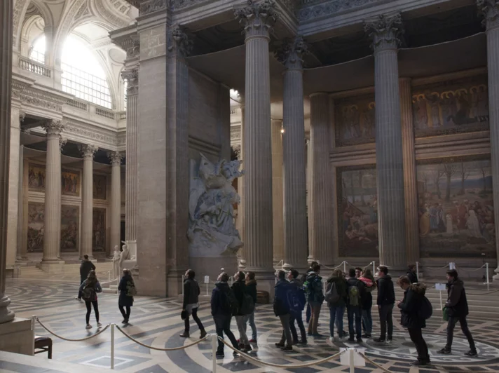 pantheon inside paris